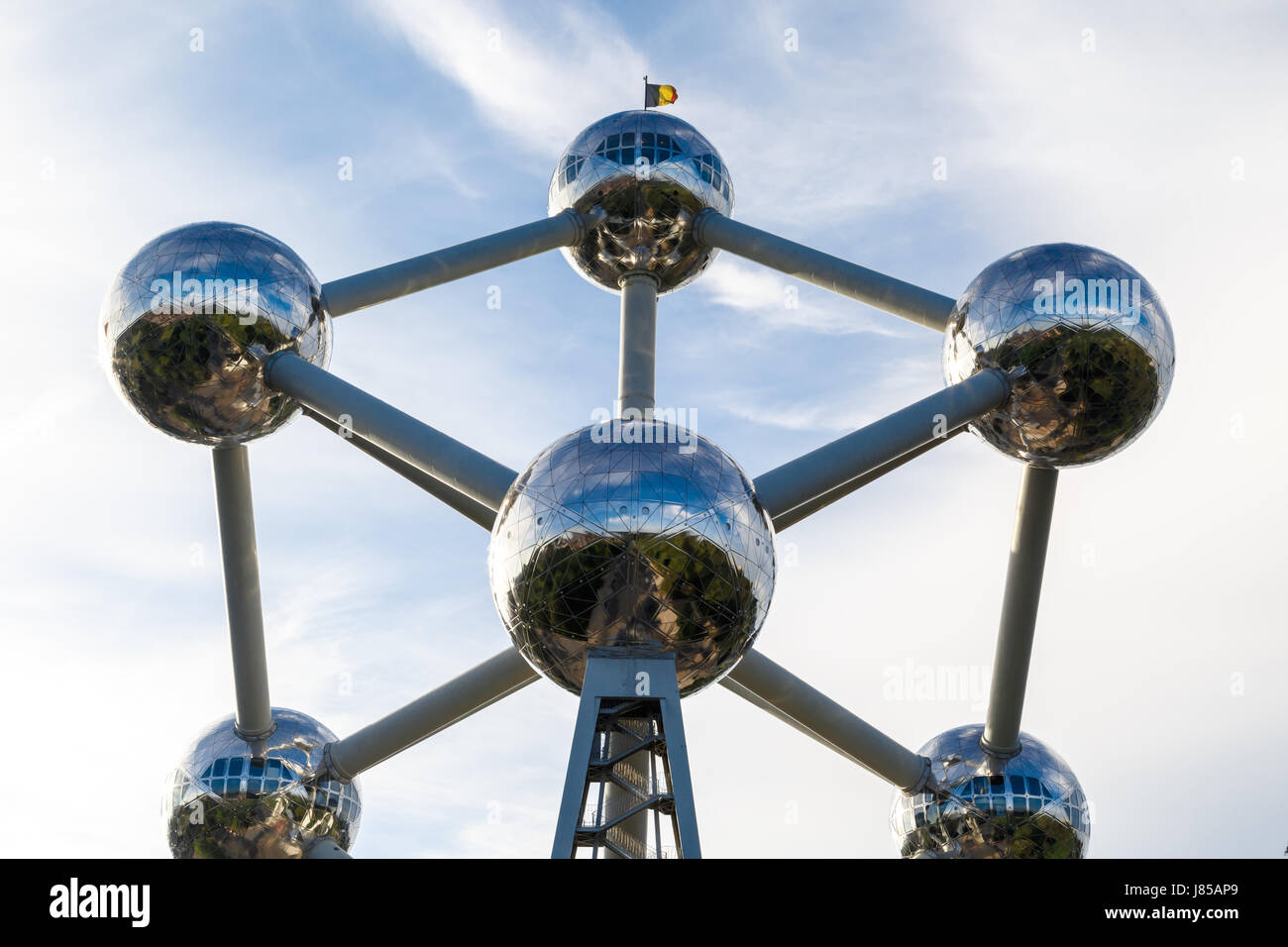 Bruxelles atomium spring hi-res stock photography and images - Alamy