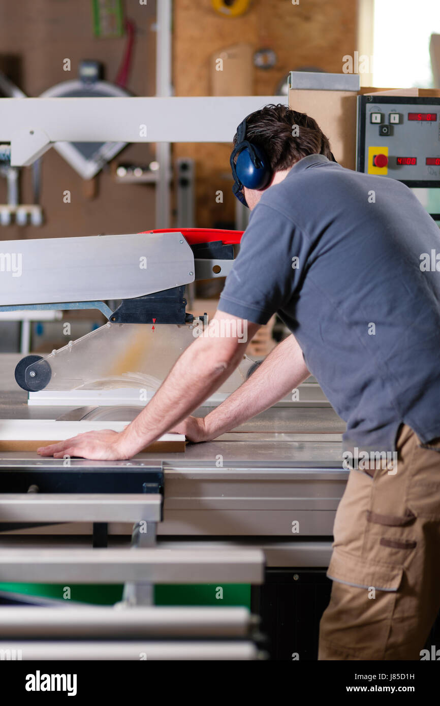 craftsman tradesman handicraftsman workshop joiner joinery carpenters ...