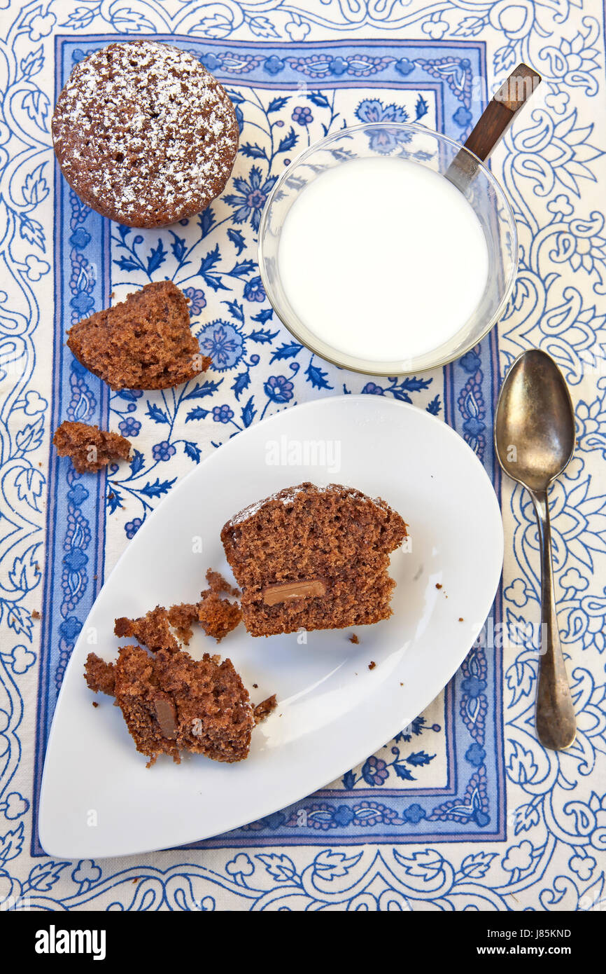 sweetly pastry sweetness bake baked dessert chocolate glass chalice ...