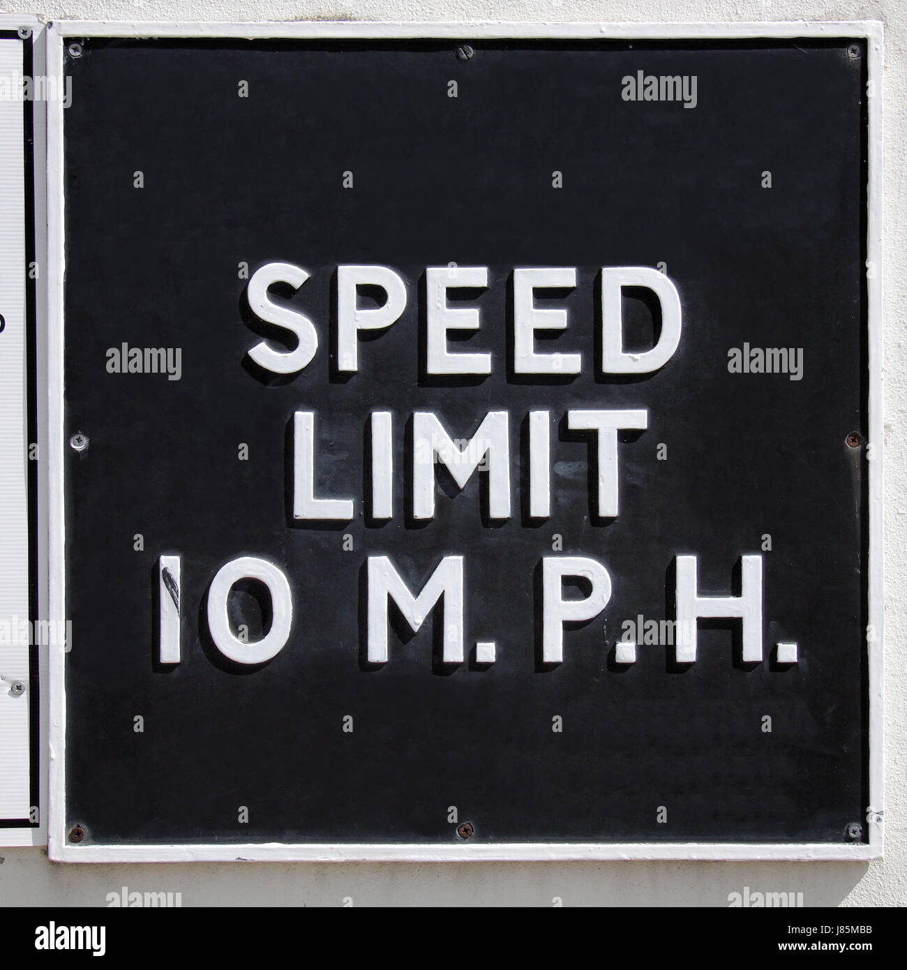 10 Miles Per Hour Sign High Resolution Stock Photography and Images - Alamy