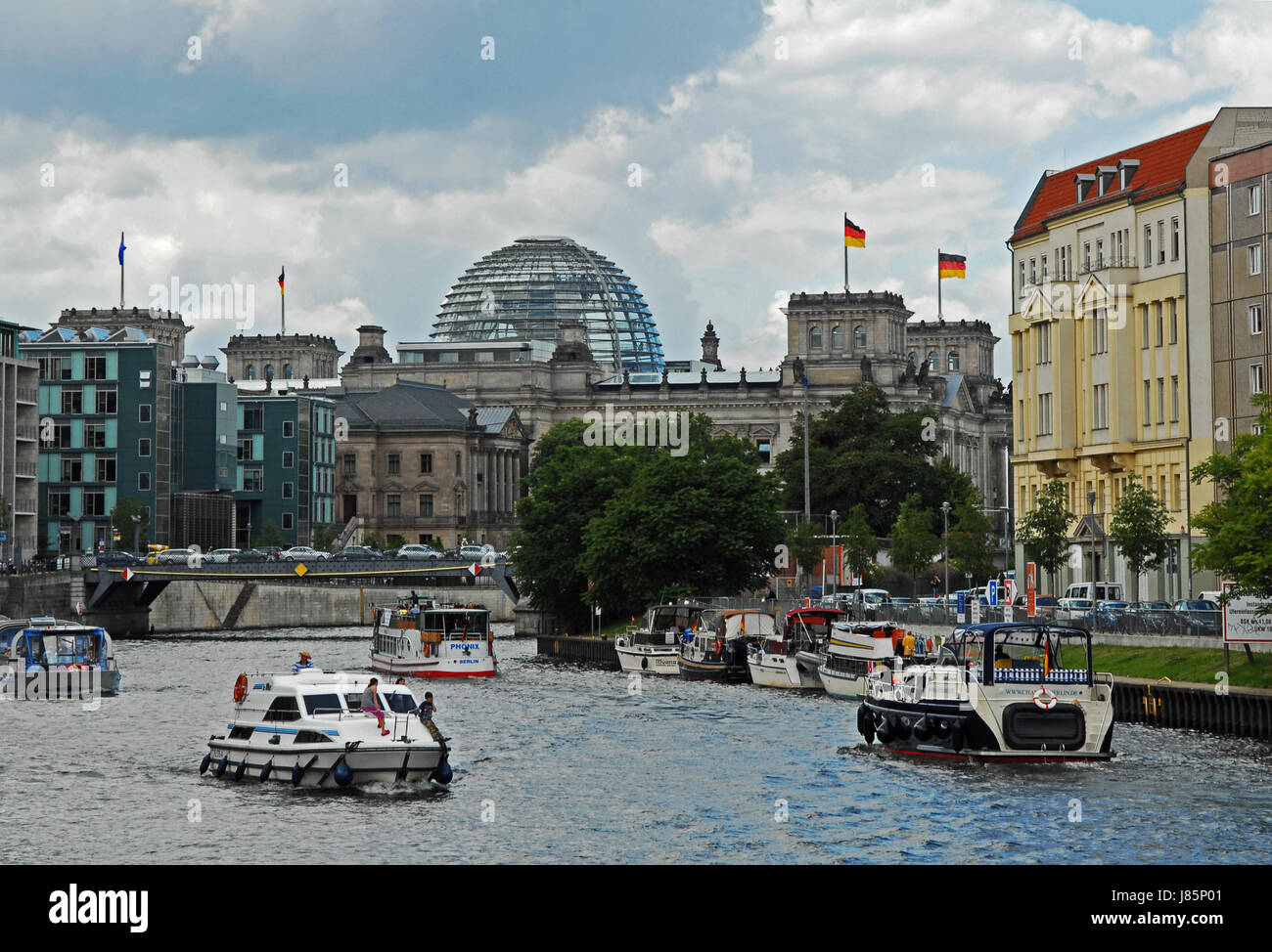 ships sailing boat sailboat rowing boat boat watercraft berlin ...