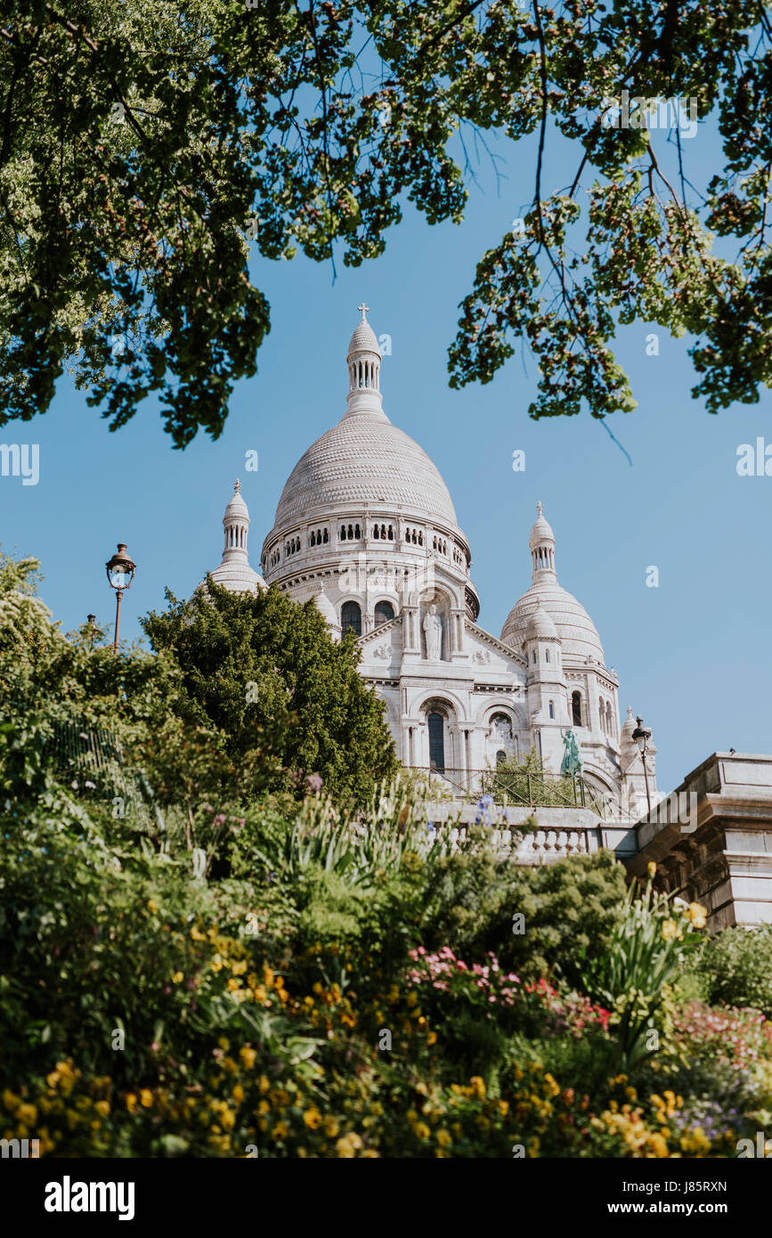 Sacred Heart church on Montmartre, Paris Stock Photo - Alamy