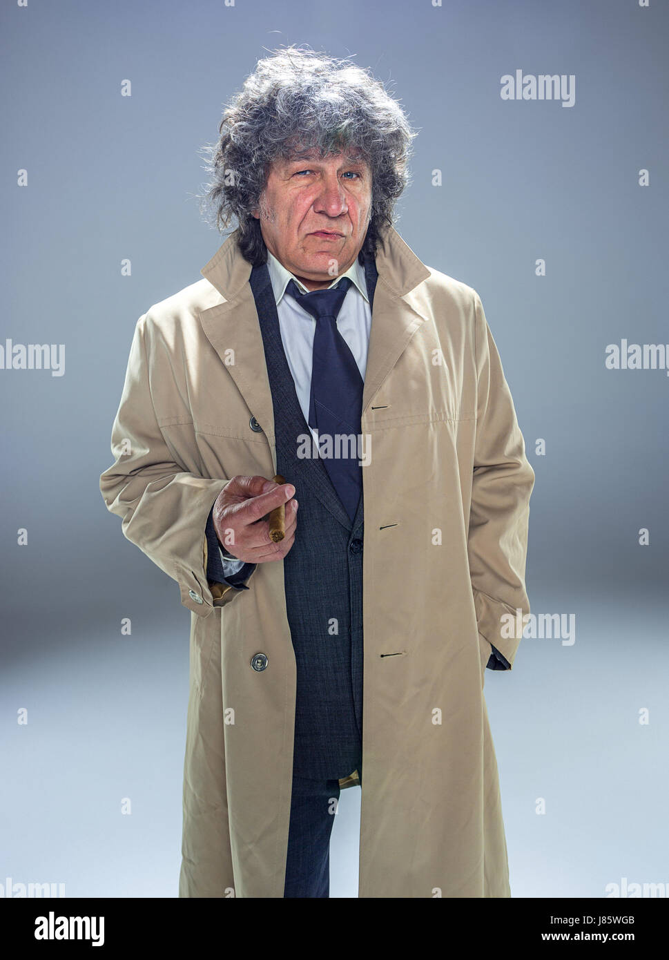 Gangster mafia man smoking cigar High Resolution Stock Photography and ...