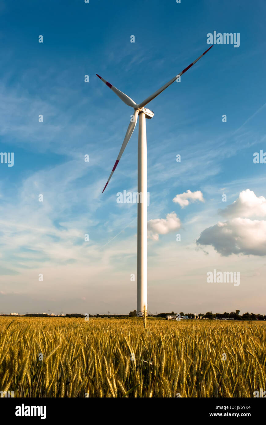 Electric field strength hi-res stock photography and images - Alamy