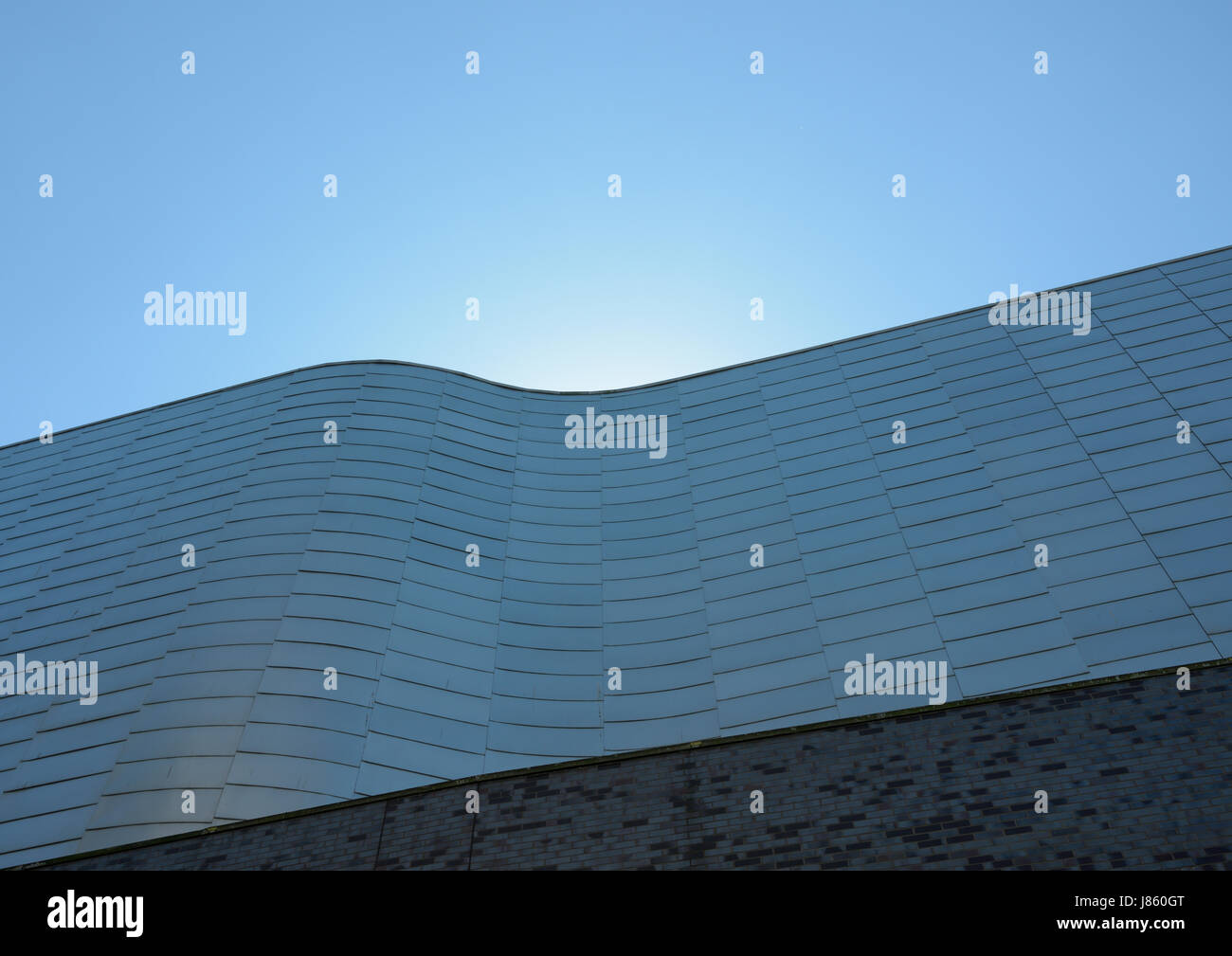 Rainscreen cladding hi-res stock photography and images - Alamy