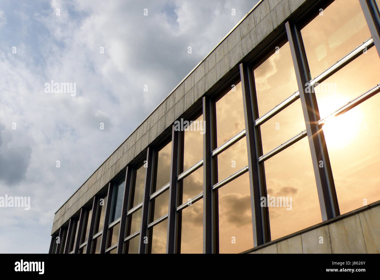 window porthole dormer window pane sunlight reflection plate glass ...