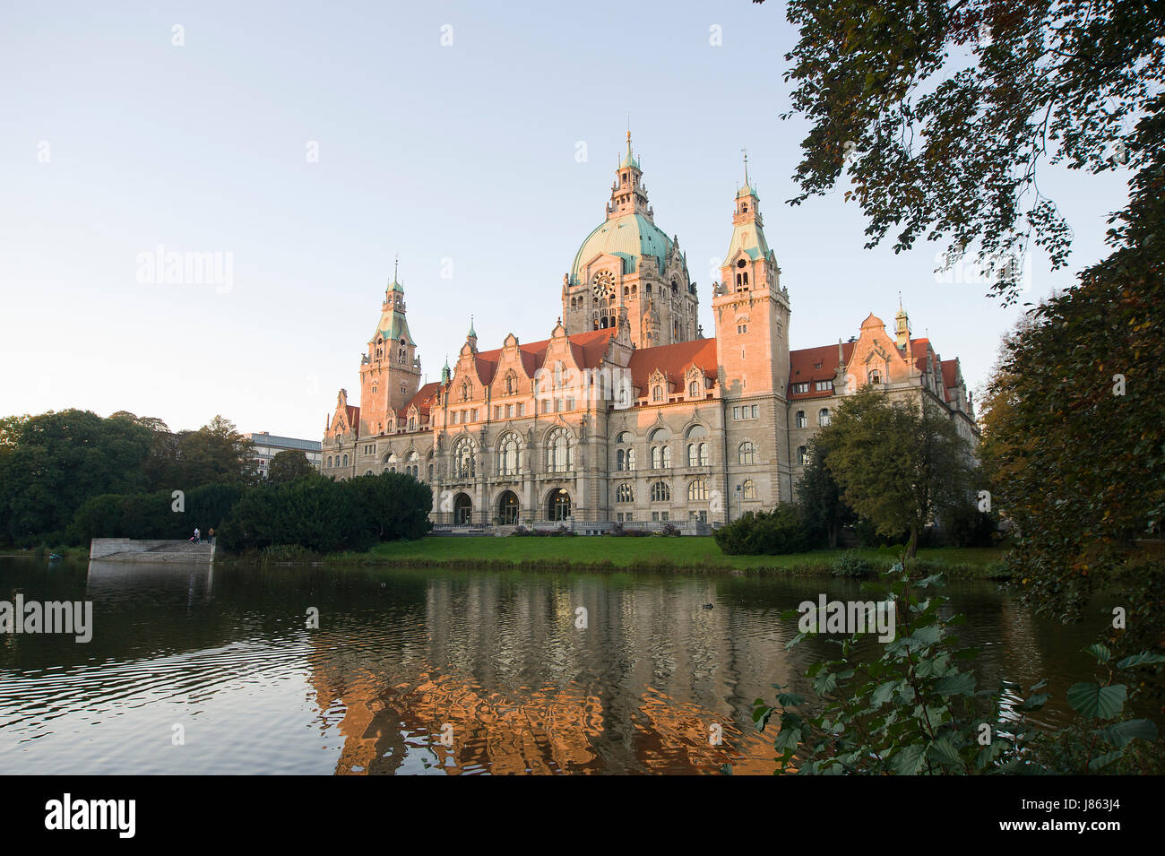 sunset tourism mood town hall worth seeing city hanover provincial ...