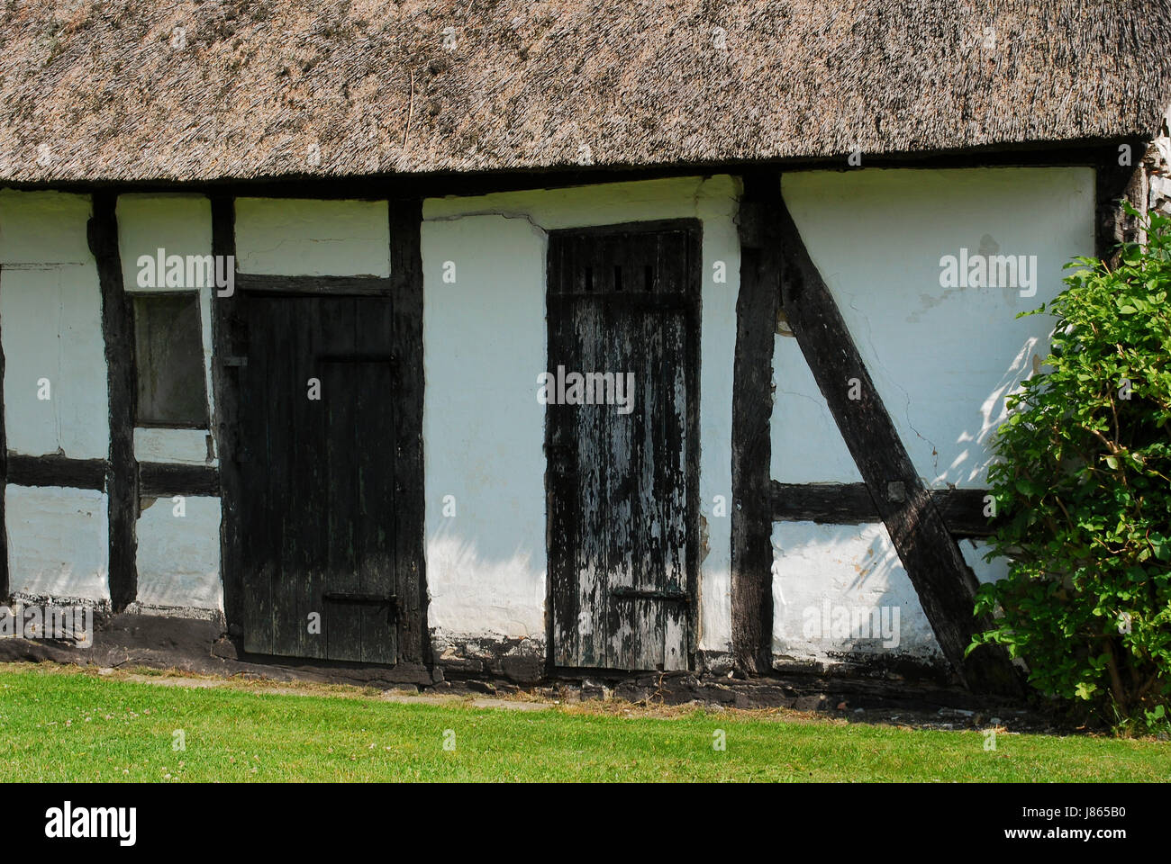 Brick nogging hi-res stock photography and images - Alamy