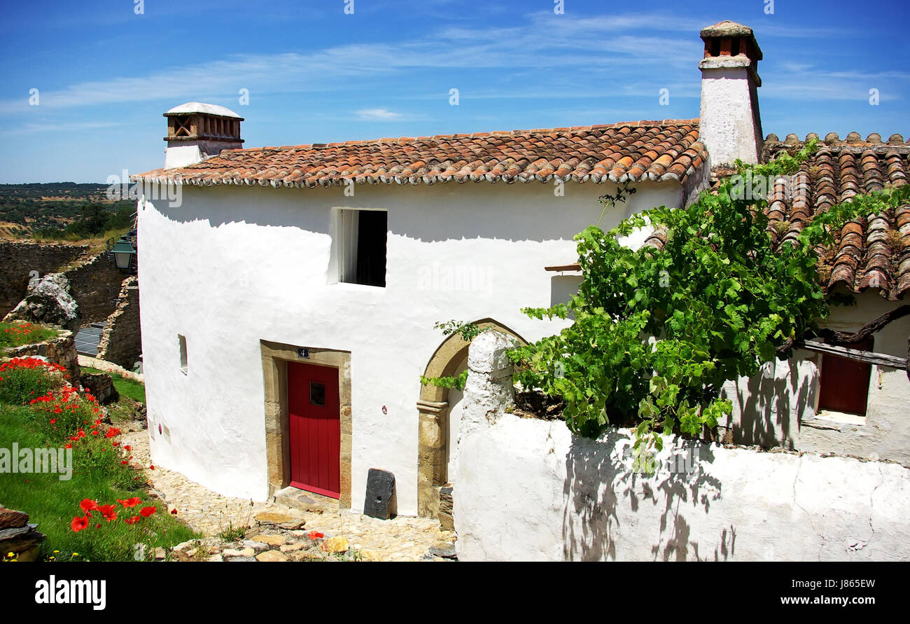 house building traditional style of construction architecture ...