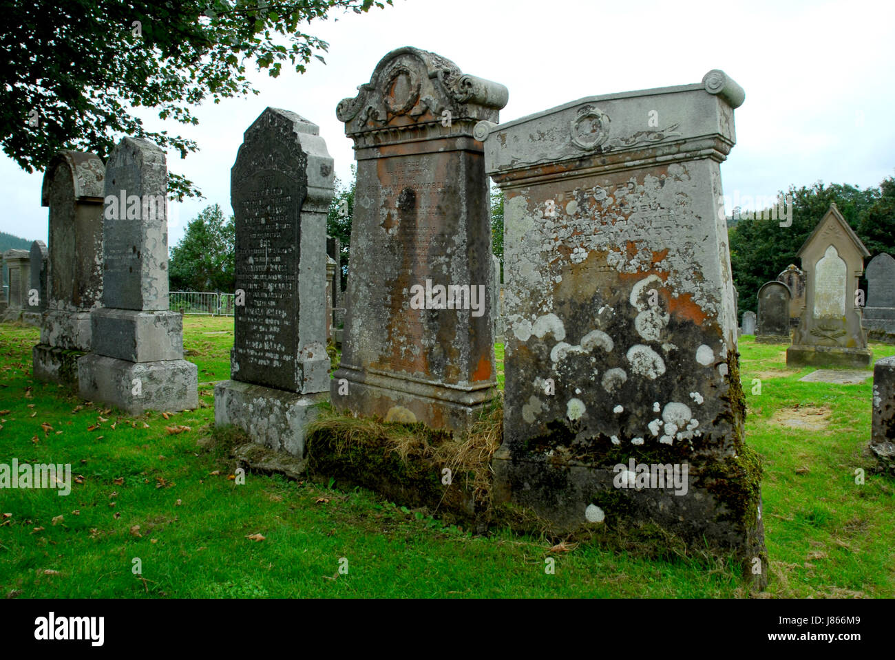 Scotland scottish gravestone argyll hi-res stock photography and images ...