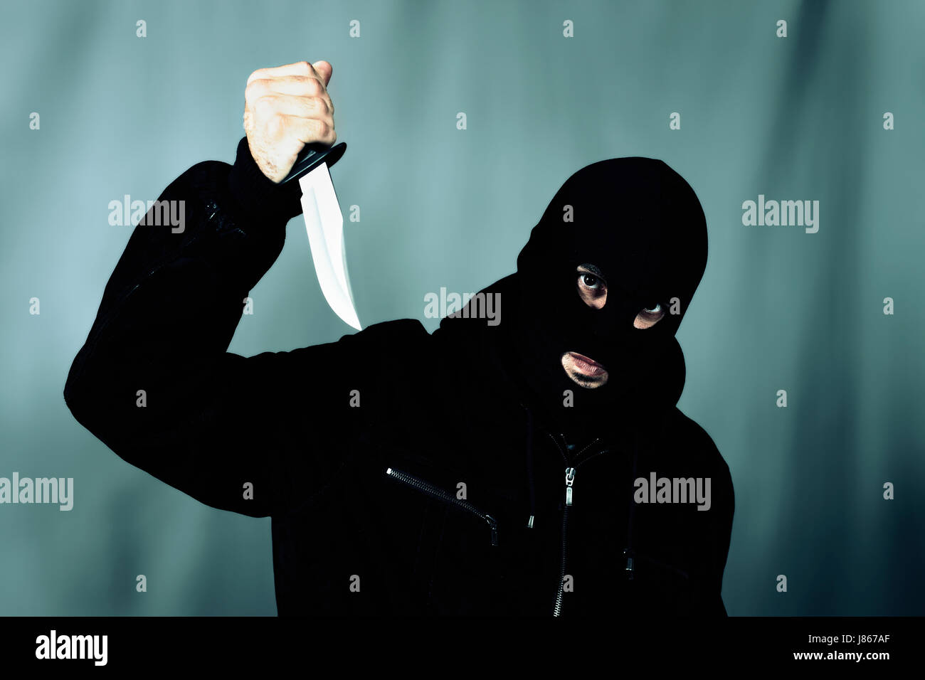 criminal murderer killer assassin arm weapon knive knife man game ...