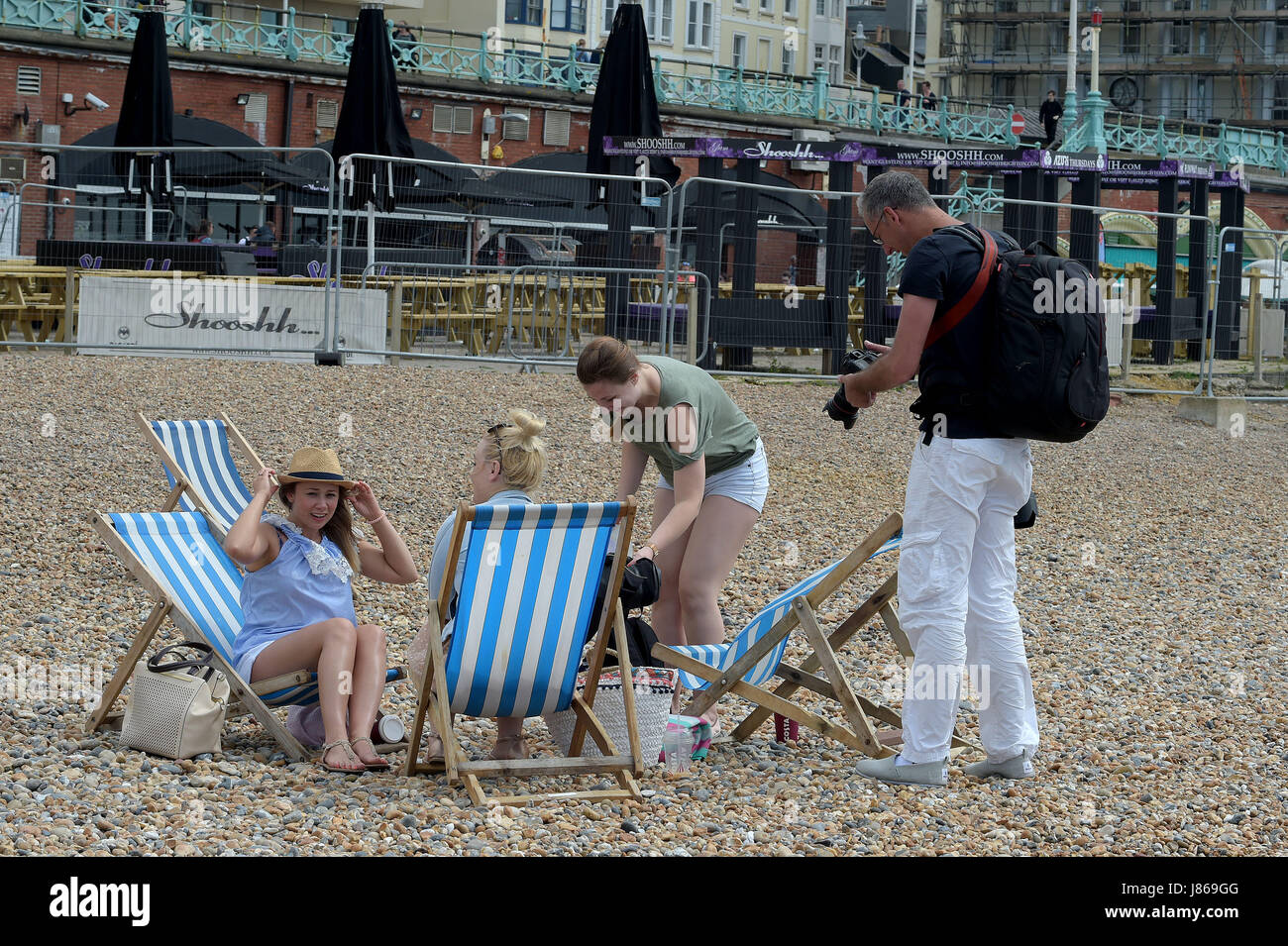 Brighton may bank holiday hi-res stock photography and images - Alamy