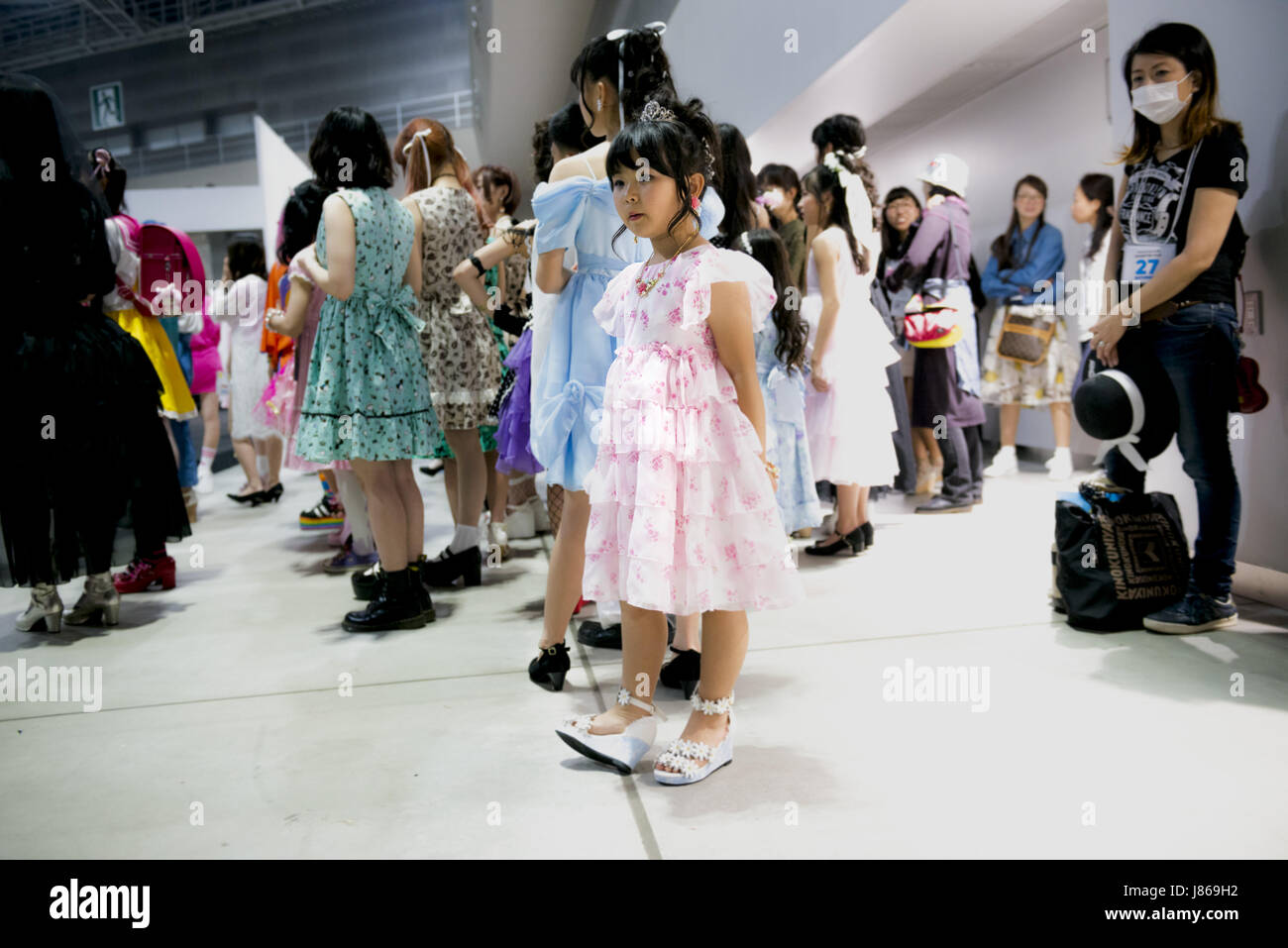 Tokyo, Tokyo, Japan. 27th May, 2017. A young model before the runaway ...