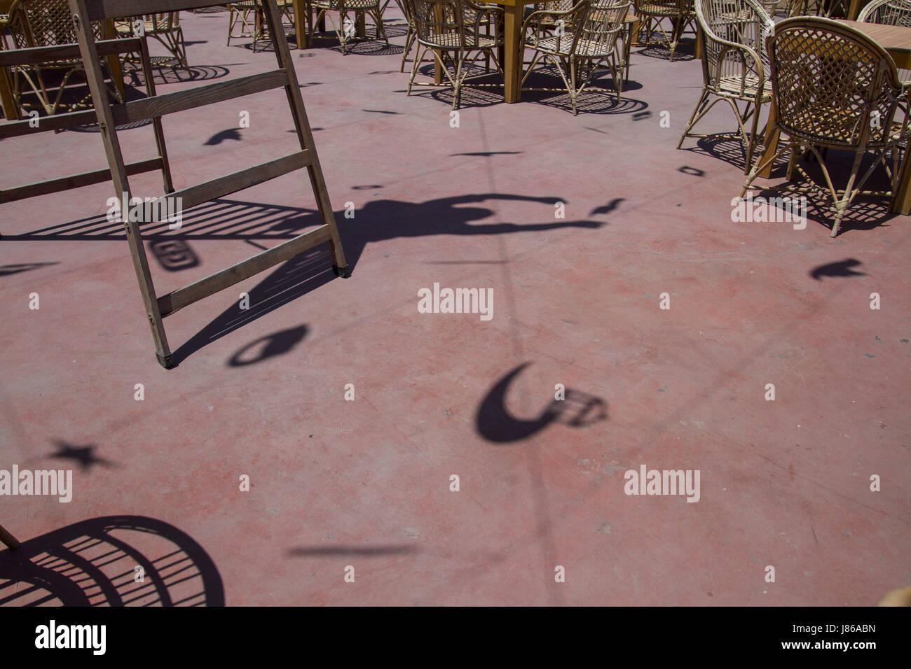 Gaza City, The Gaza Strip, Palestine. 27th May, 2017. A Palestinian ...