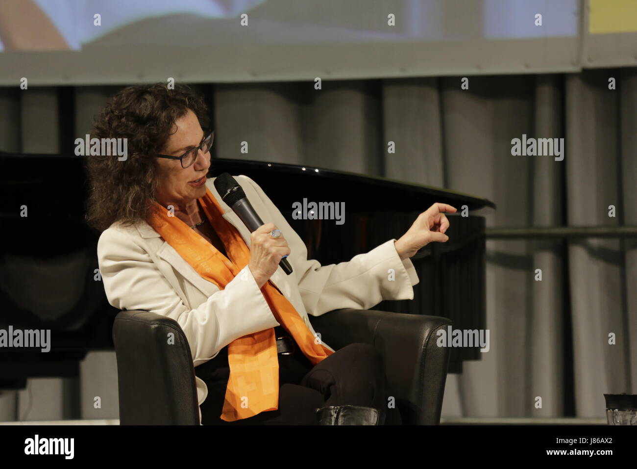 Susan neiman hi-res stock photography and images - Alamy