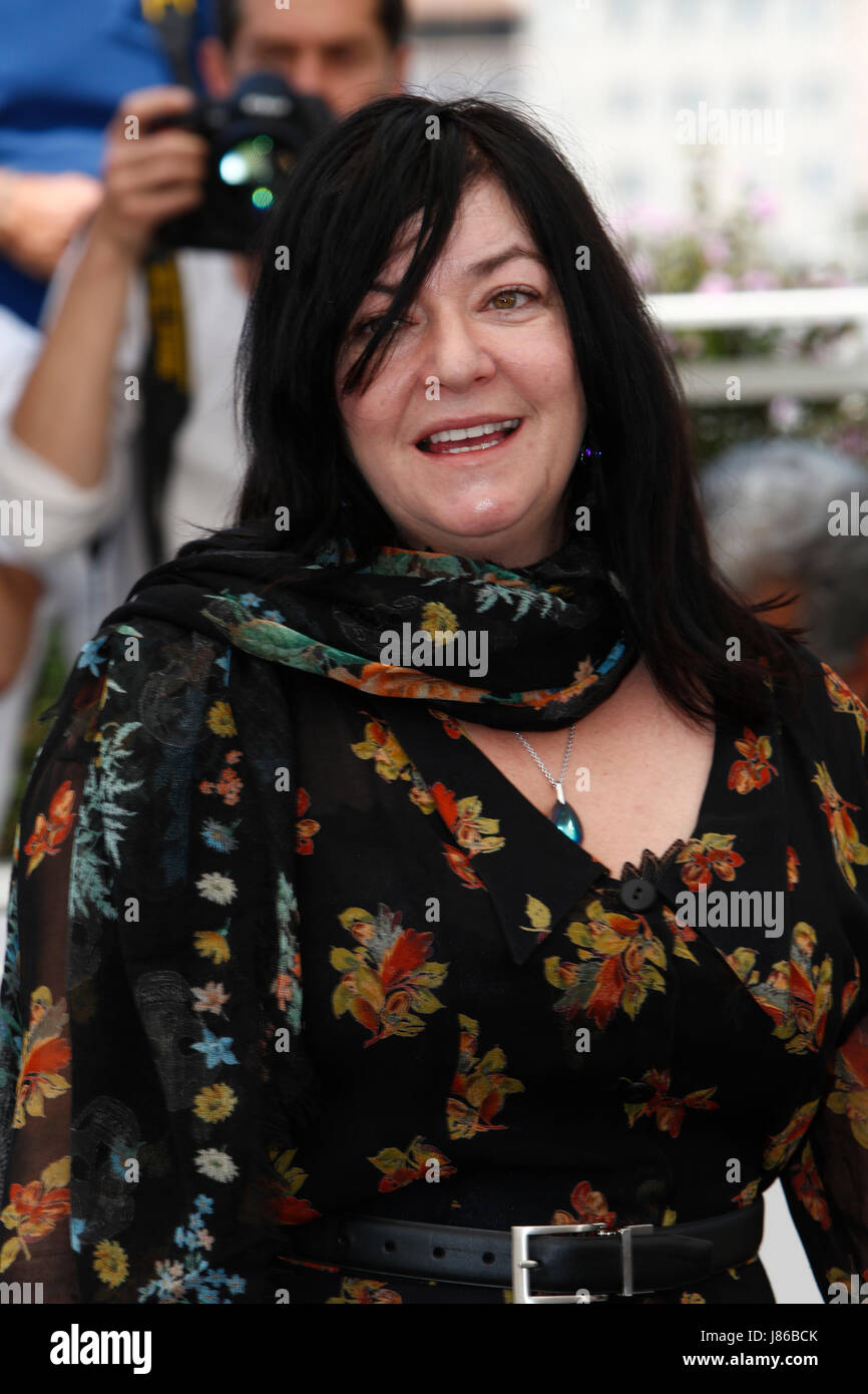 Cannes, France. 27th May, 2017. Director Lynne Ramsay poses at the ...