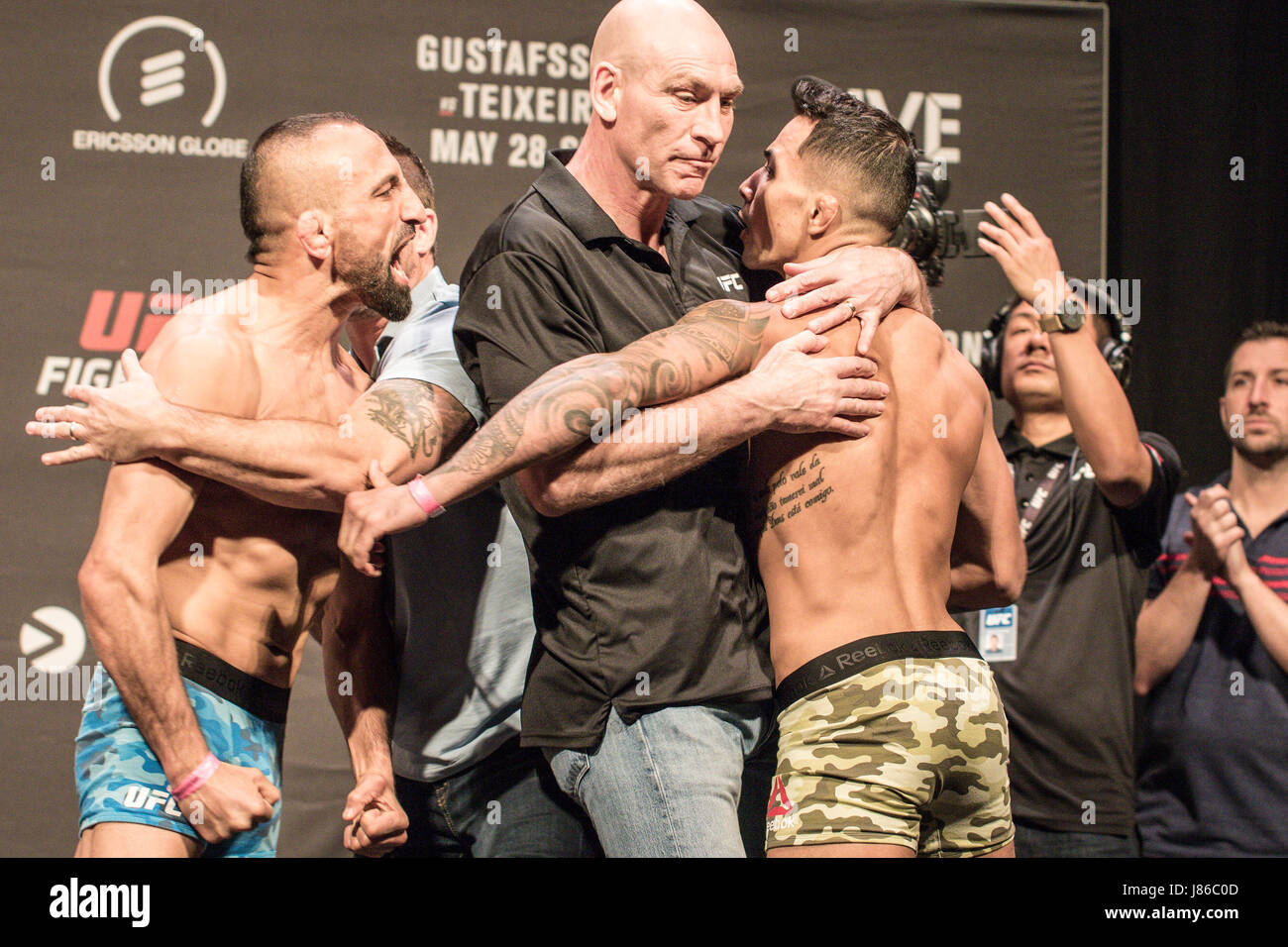 Silva weigh in hi-res stock photography and images - Alamy