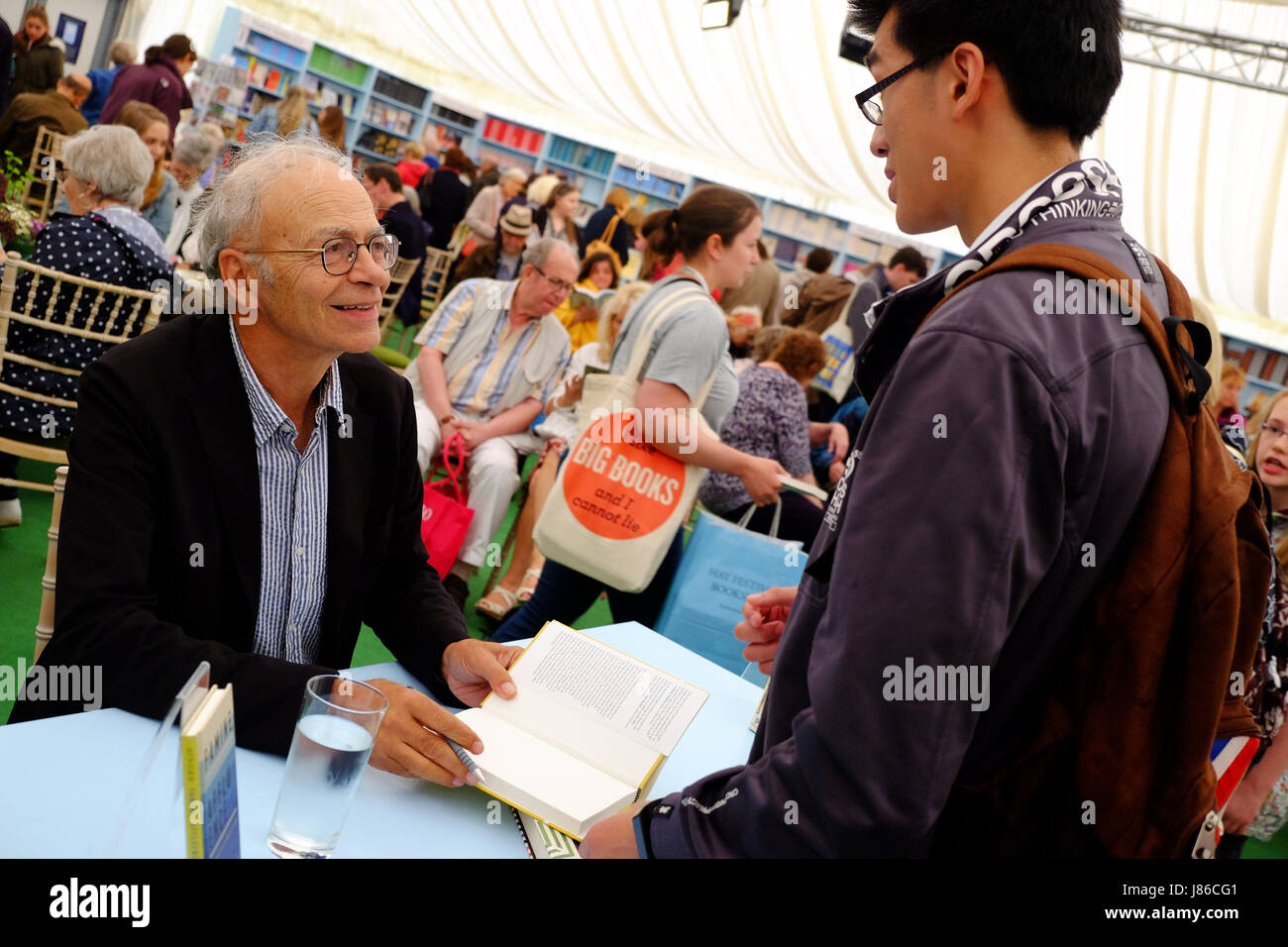 Peter singer philosopher hi-res stock photography and images - Alamy