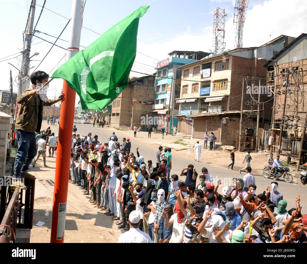 Absent Funeral of top Hizbul Commander Sabzar Ahmad Bhat offered at ...