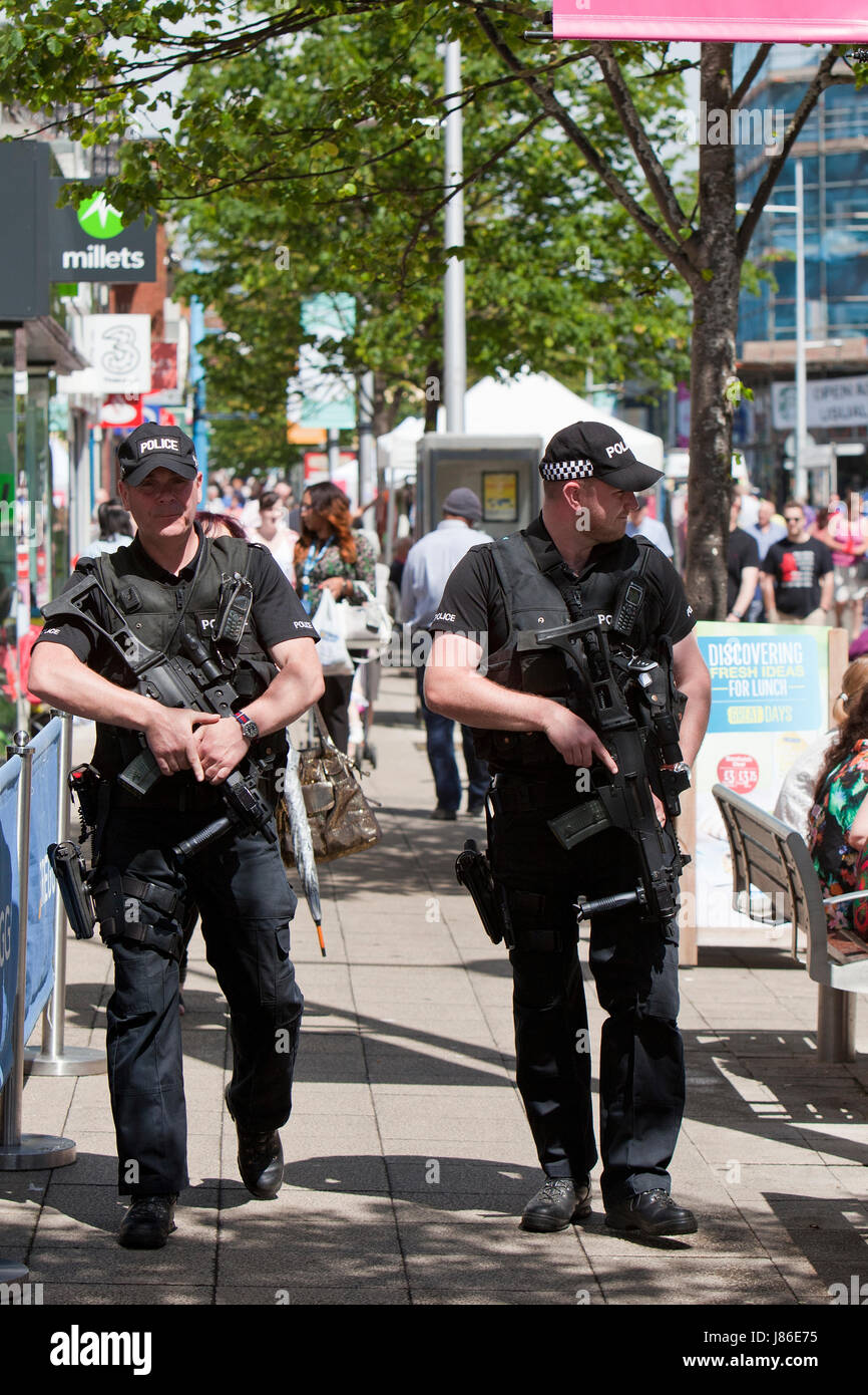 Friendly police officers with people hi-res stock photography and ...