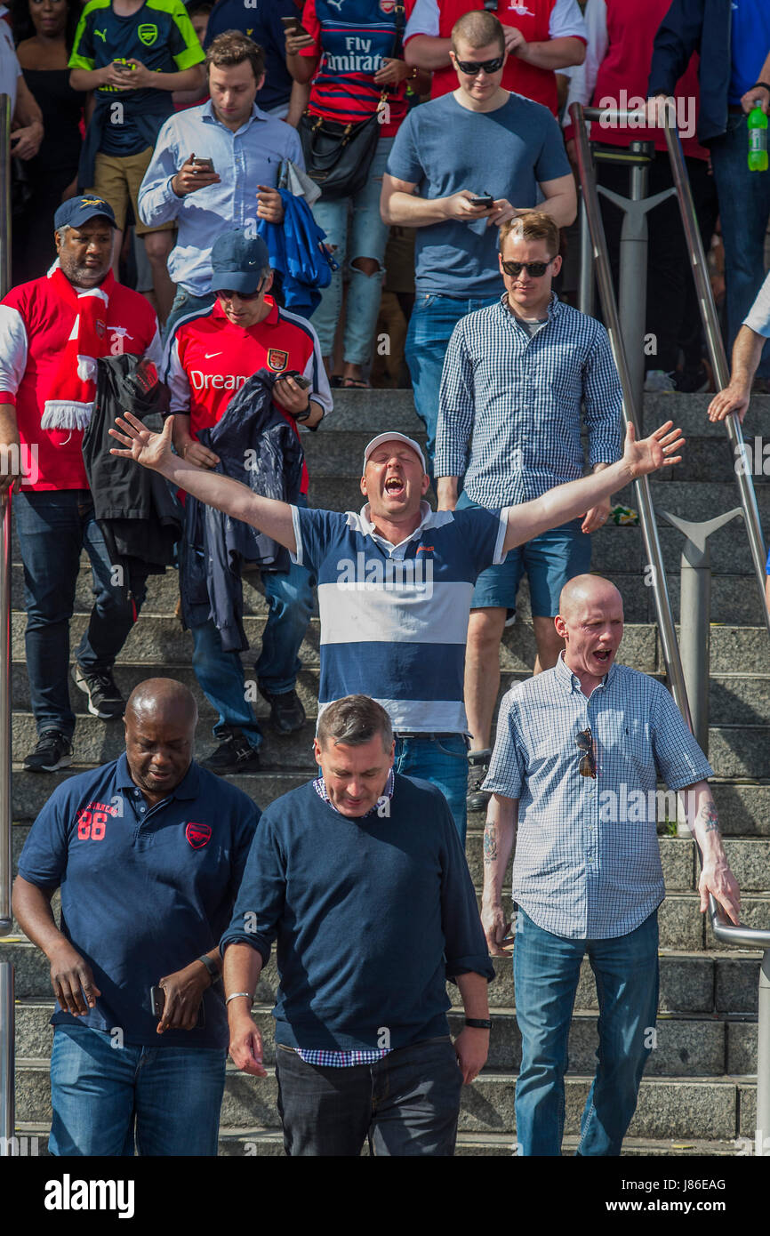 Wembley fa cup hi-res stock photography and images - Alamy