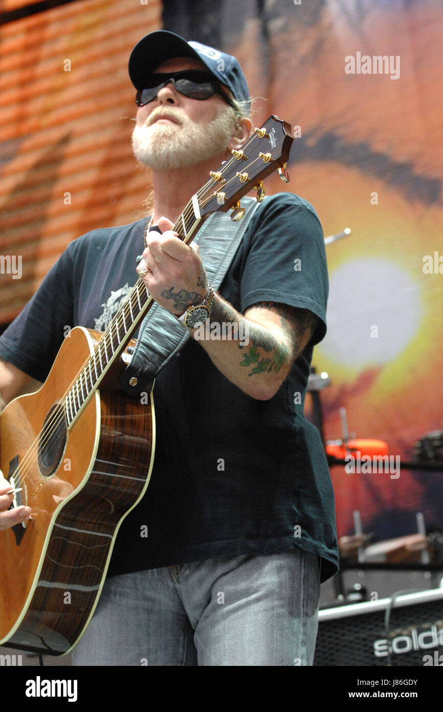Gregg Allman performs at Farm Aid on Randall's Island in New York City ...