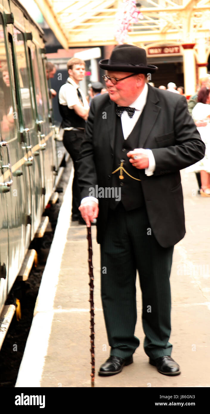 Bury, Lancashire, UK. 27th May, 2017. 1940’s weekend Credit: Gerard ...