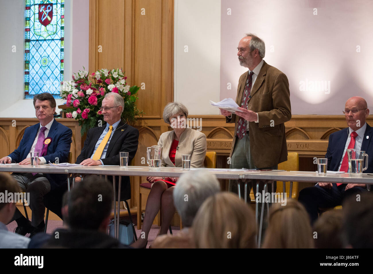 Maidenhead, UK. 27th May, 2017. Rabbi Dr Jonathan Romain (host ...