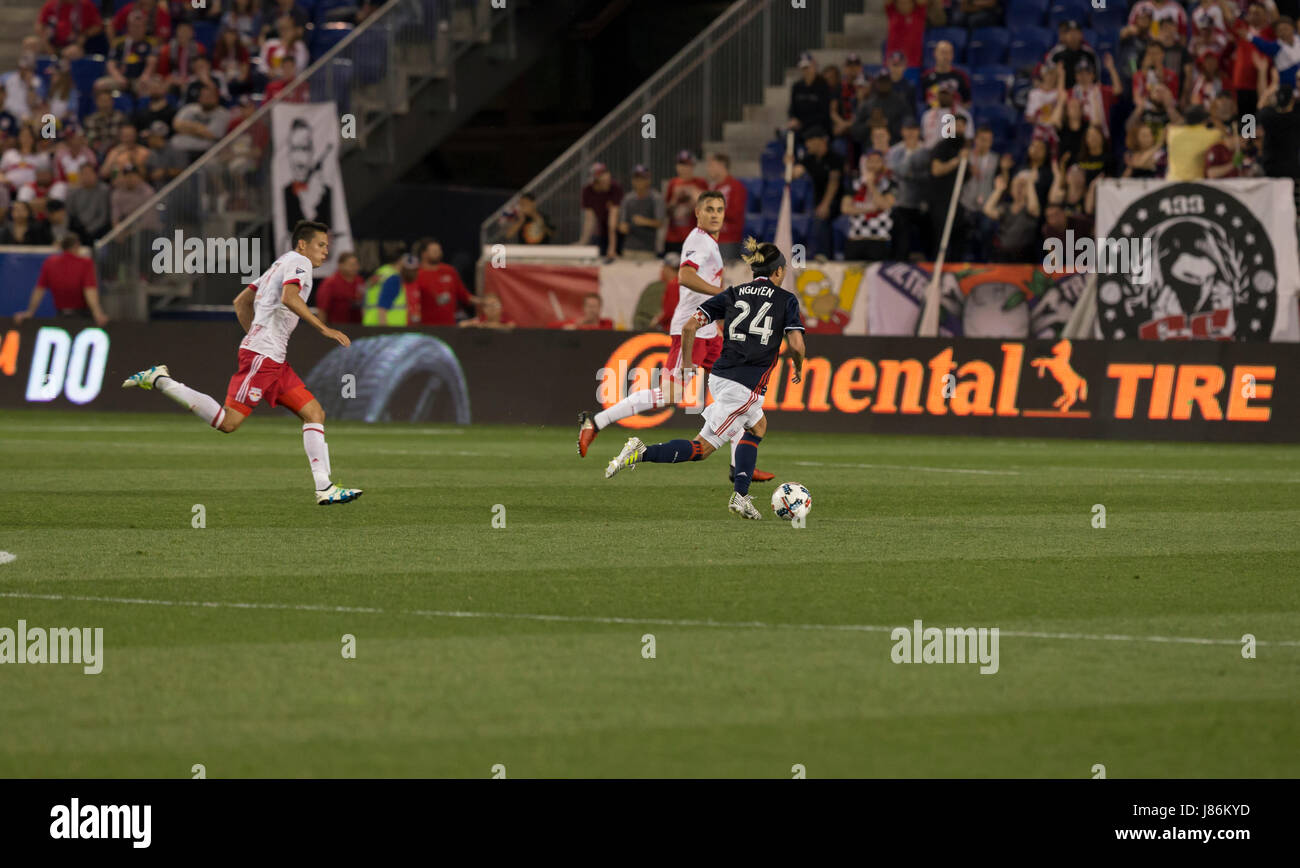 Harrison, USA. 27th May, 2017. Lee Nguyen (24) of New England ...
