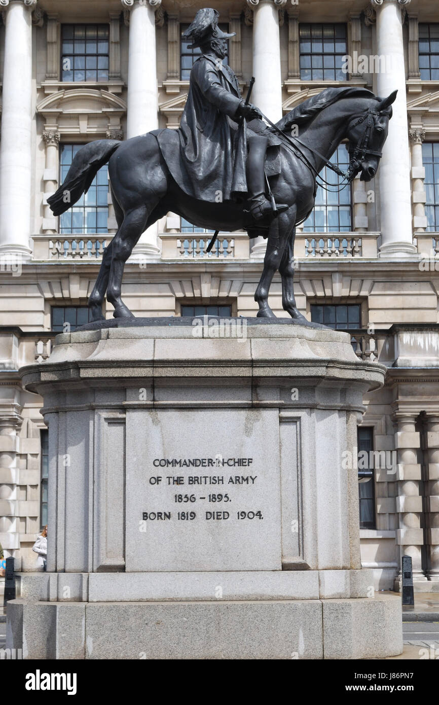 statue army london leader captain chieftain chief boss manager superior ...