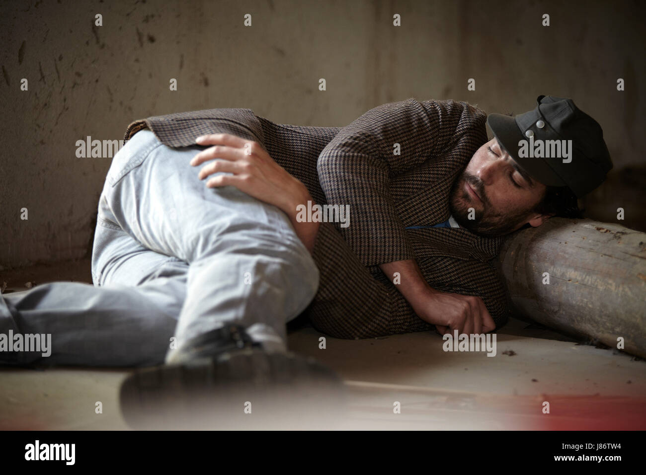 Unwashed man young hi-res stock photography and images - Alamy