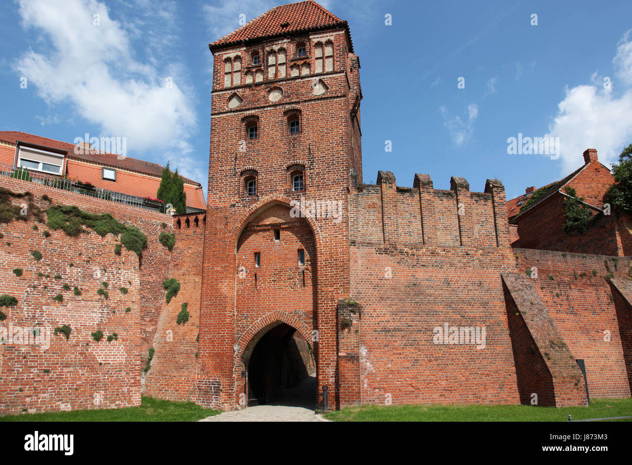 tower, harbor, harbours, elbe, city wall, watchtower, brick ...