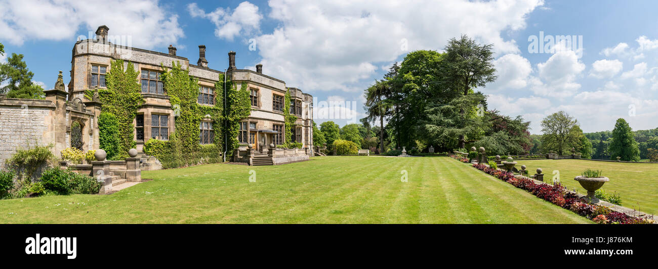Thornbridge hall gardens near Great Longstone, Derbyshire, England ...