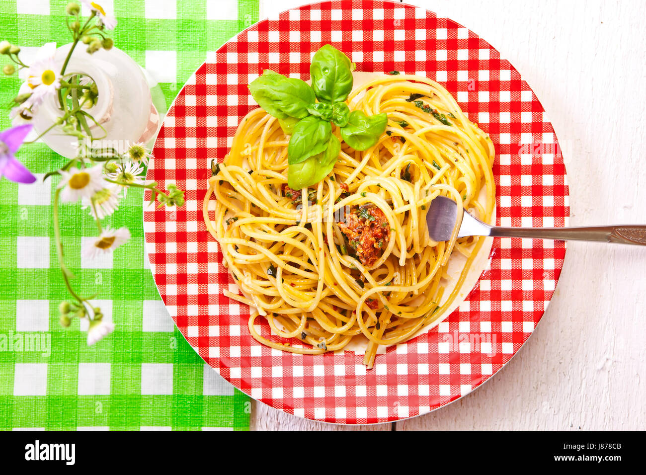 dough noodles basil italian spaghetti sauce pesto glass chalice tumbler ...