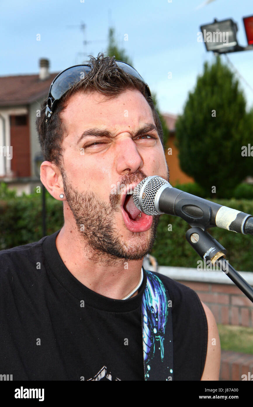 Evil music hi-res stock photography and images - Alamy