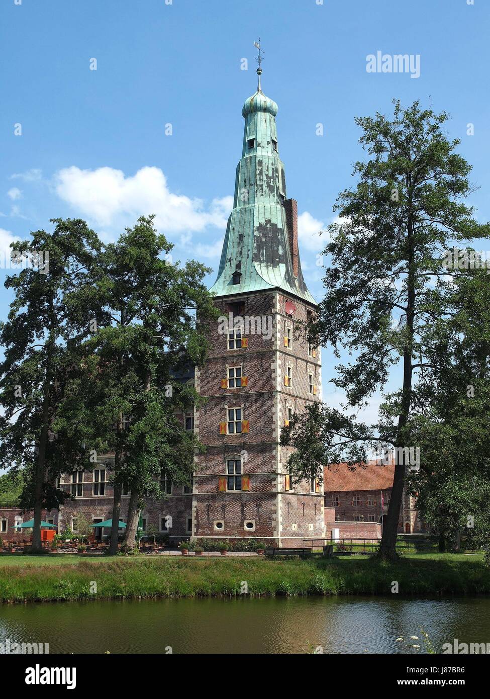 castle with moat Stock Photo - Alamy