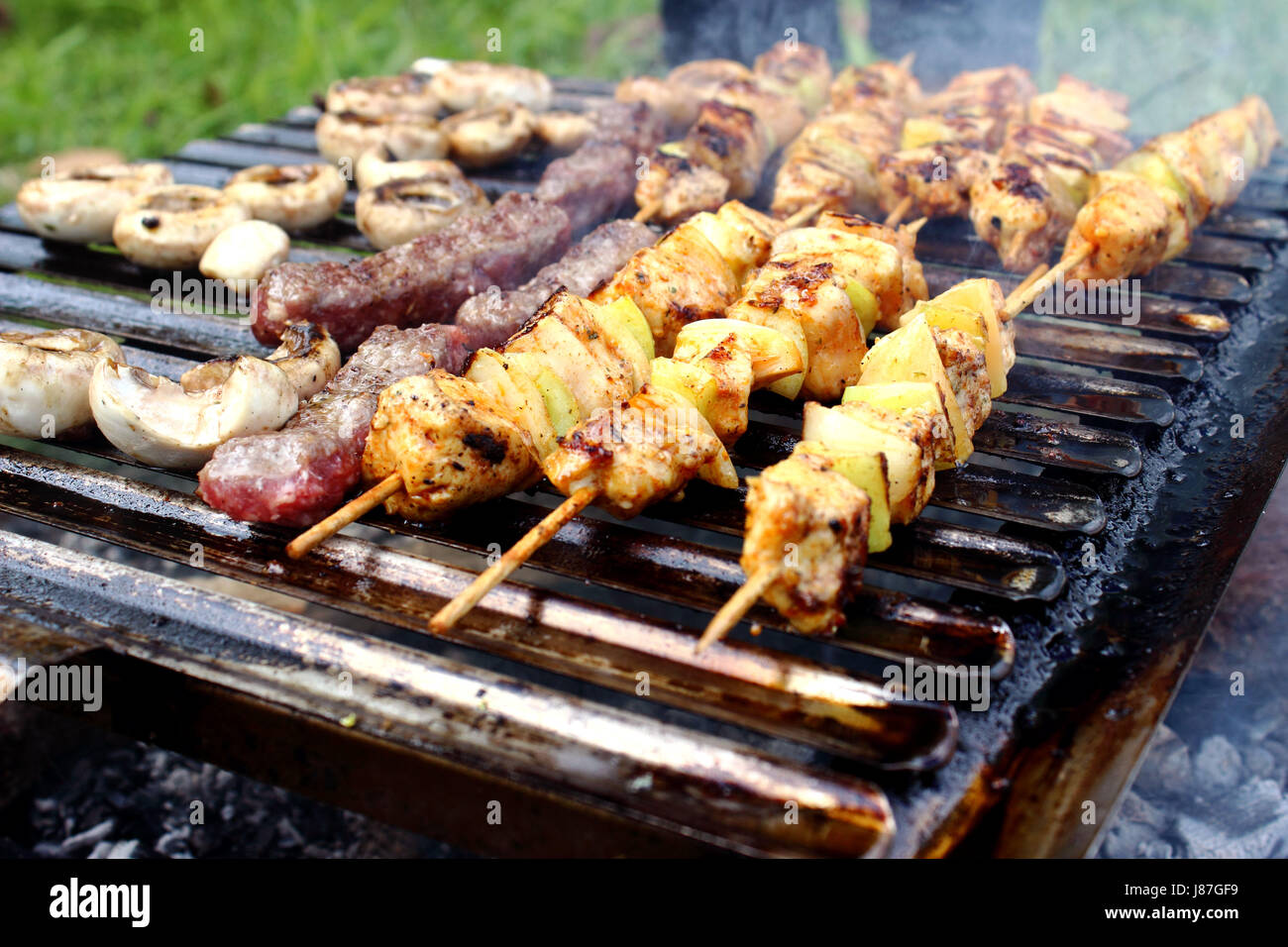 Bbq meat hi-res stock photography and images - Alamy