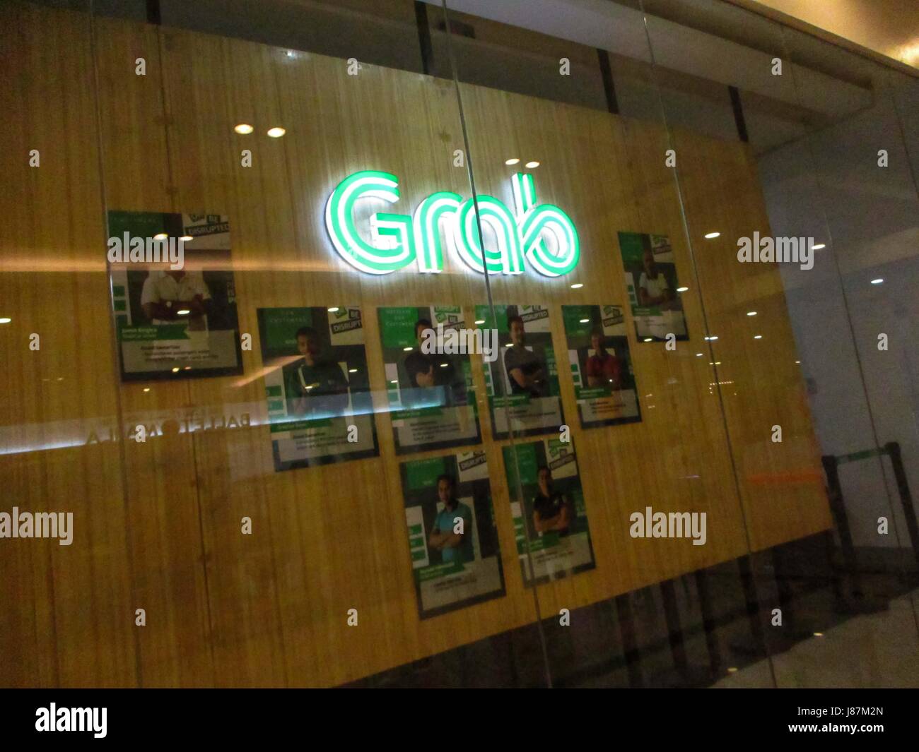 Philippines. 27th May, 2017. The logo of transport network company Grab ...