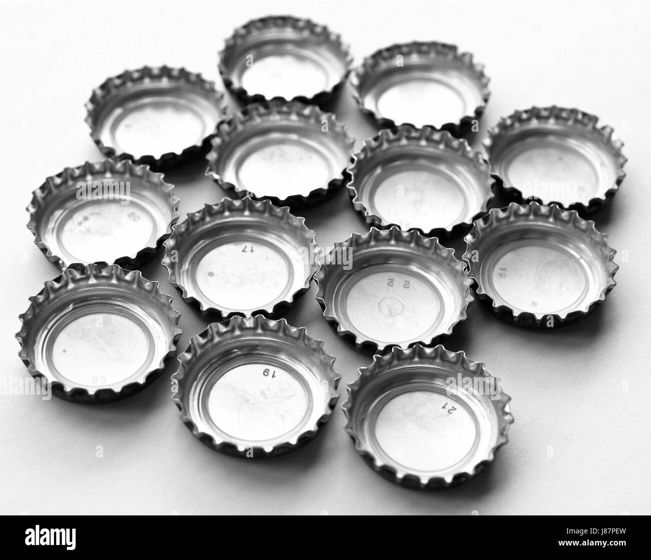 alcohol, beer, bottle, cap, alcoholic, drinks, tool, object, objects ...