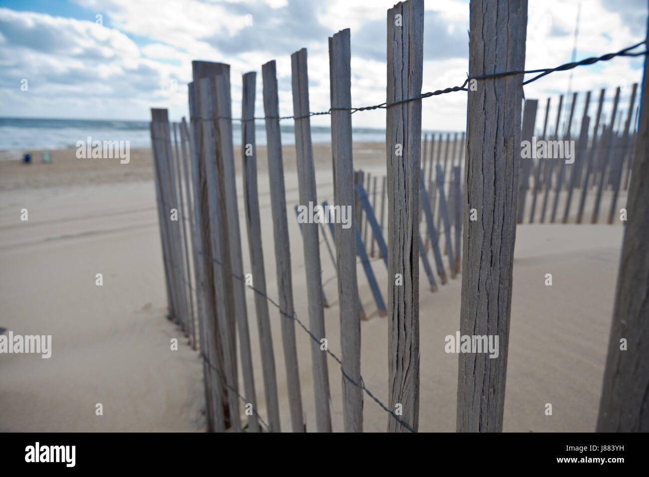Sand dunes beach old fence hi-res stock photography and images - Alamy