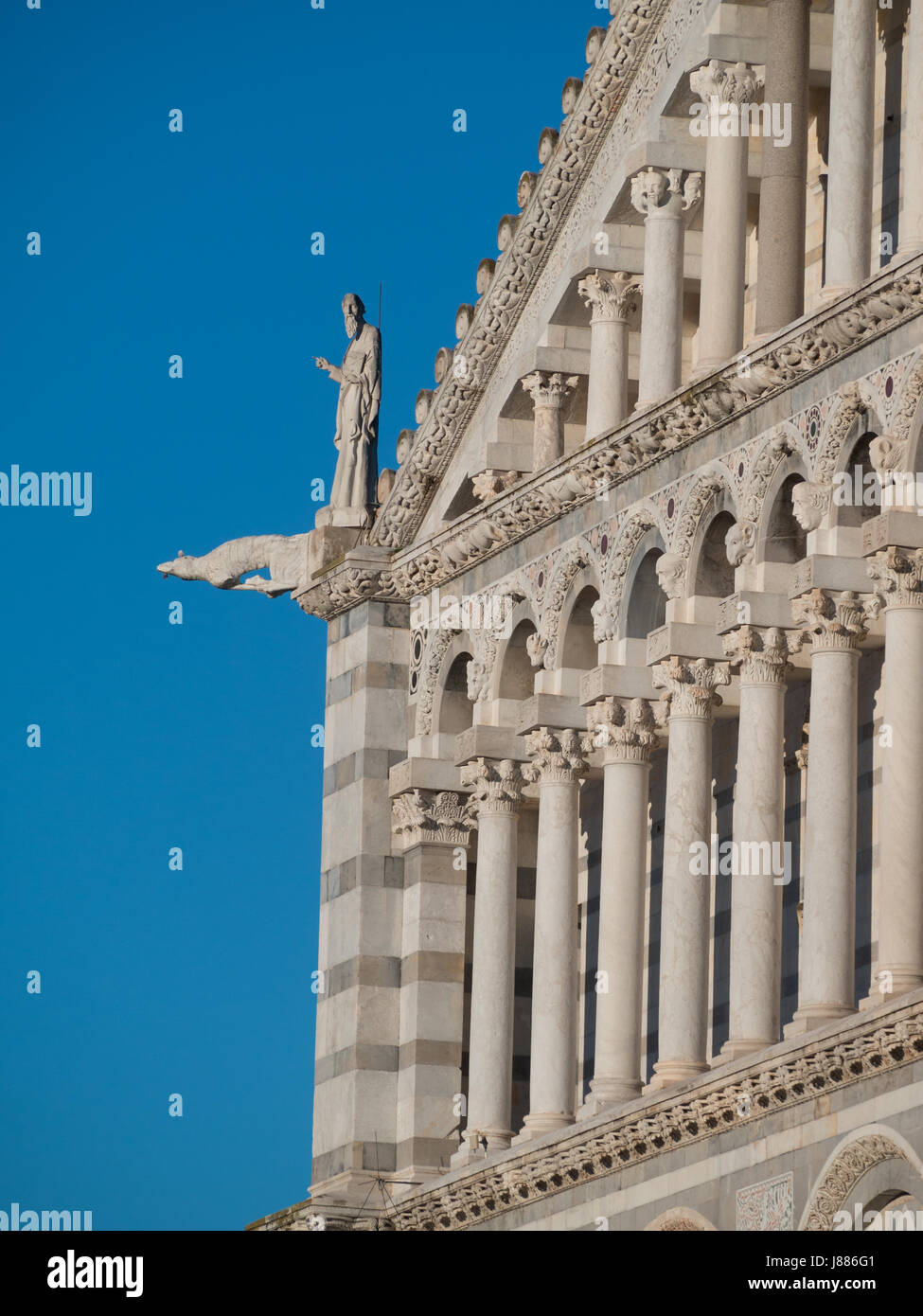 Pisa detail duomo facade hi-res stock photography and images - Alamy