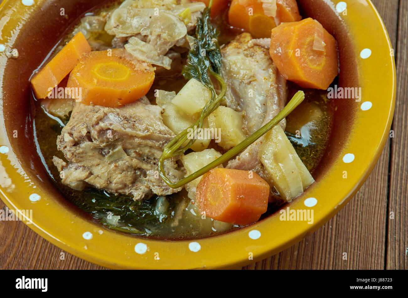 French rabbit stew hi-res stock photography and images - Alamy