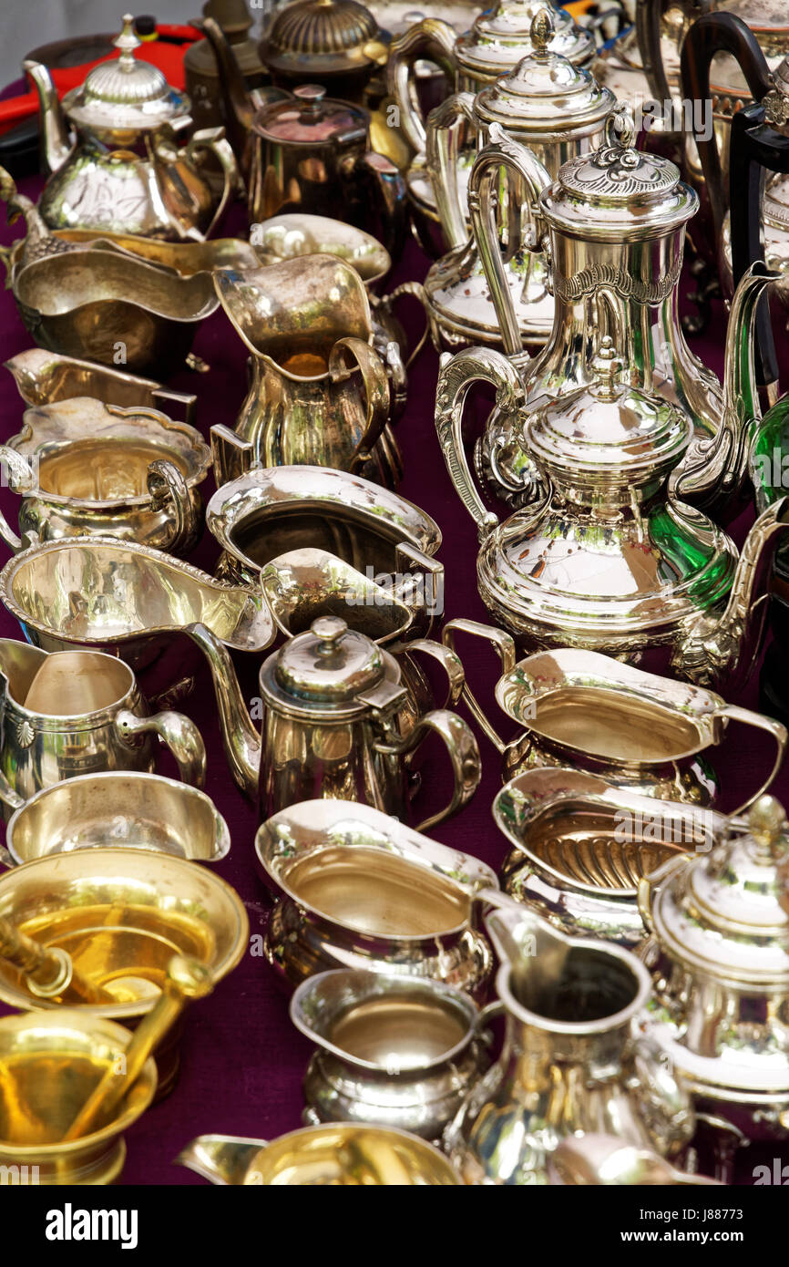 Metal ware hi-res stock photography and images - Alamy