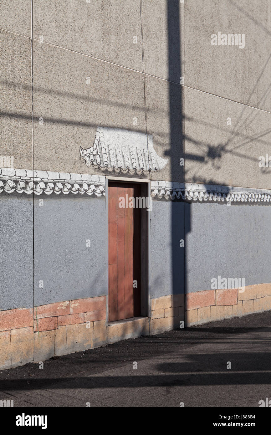 Restaurant back door west of downtown Los Angeles, California Stock ...