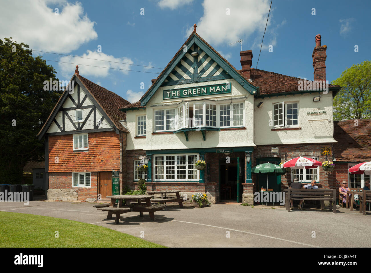 Country pub uk hi-res stock photography and images - Alamy