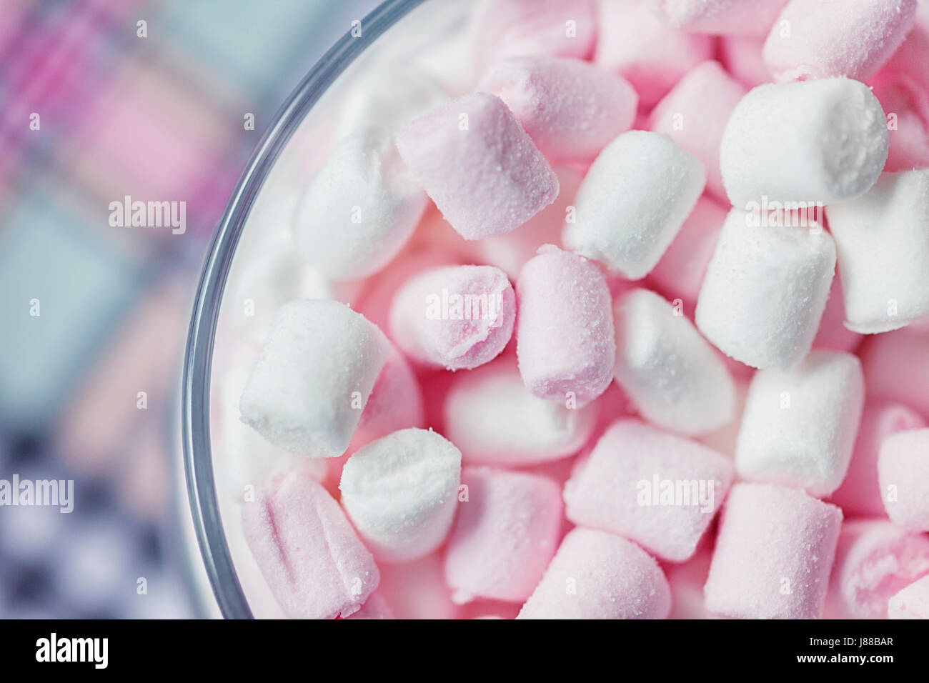 Colorful mini marshmallows. Close up Stock Photo - Alamy