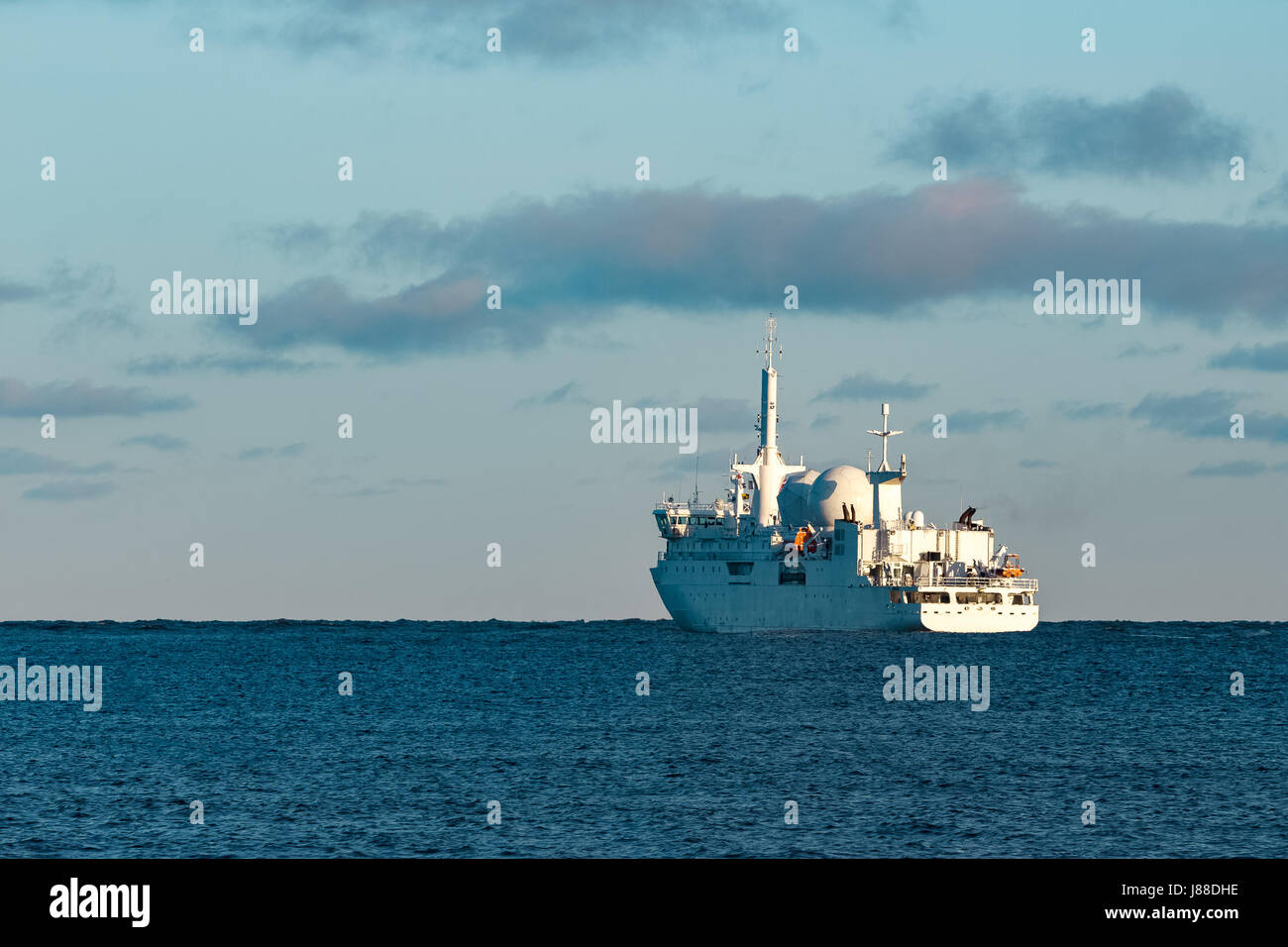 Naval comander hi-res stock photography and images - Alamy