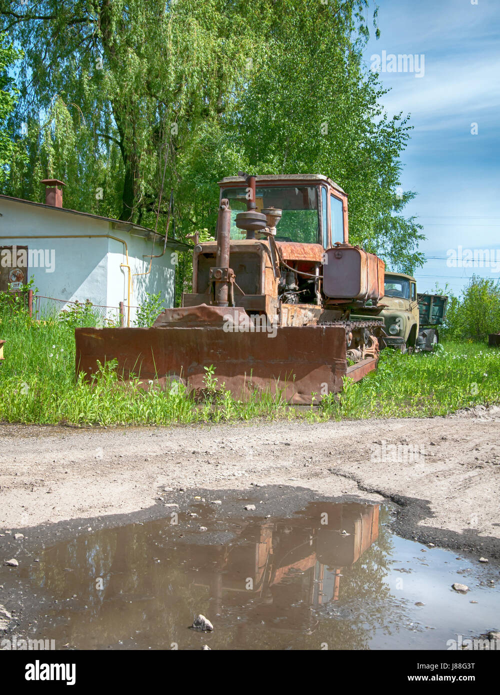 Ukraine agriculture tractor hi-res stock photography and images - Alamy