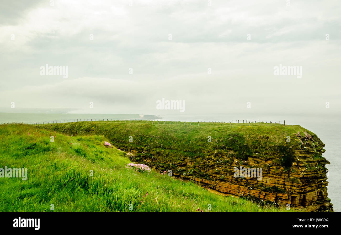 House isolated cliff hi-res stock photography and images - Alamy