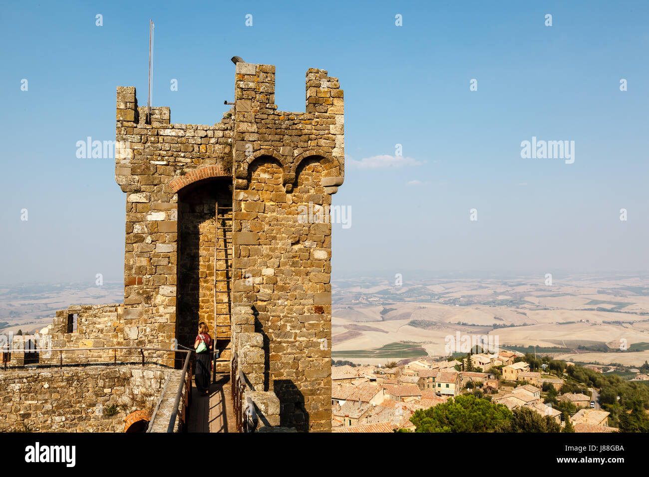 Tuscan style castle hi-res stock photography and images - Alamy